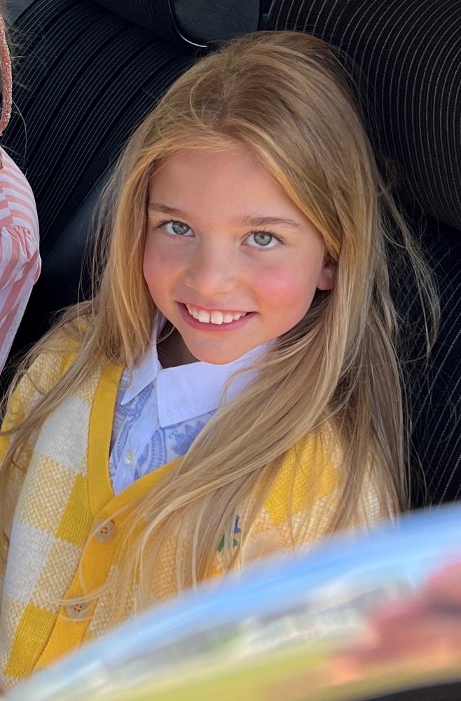 Olivia M | Network Model Agency