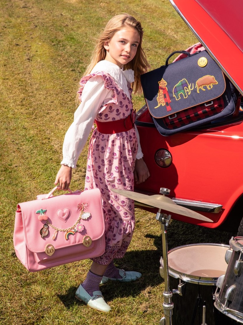 Olivia M | Network Model Agency