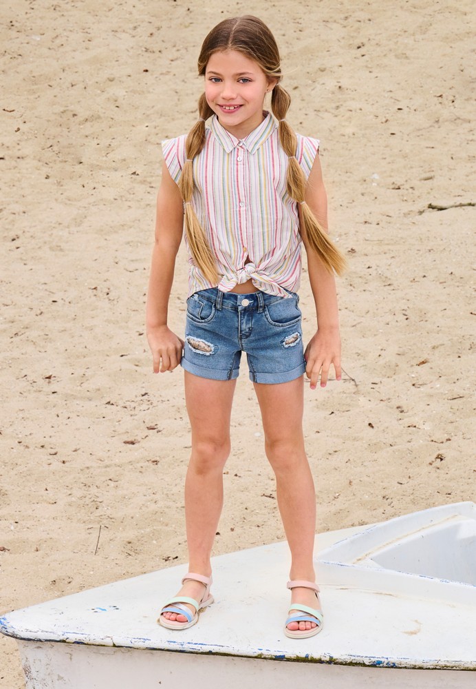 Oona D | Network Model Agency