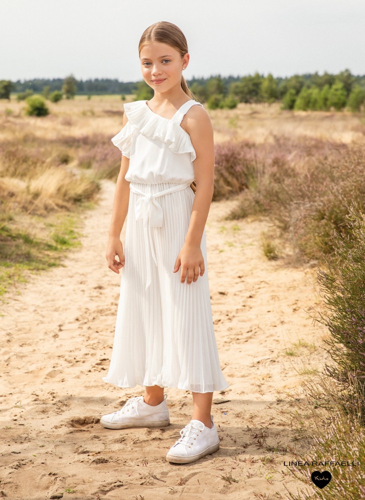 Oona D | Network Model Agency