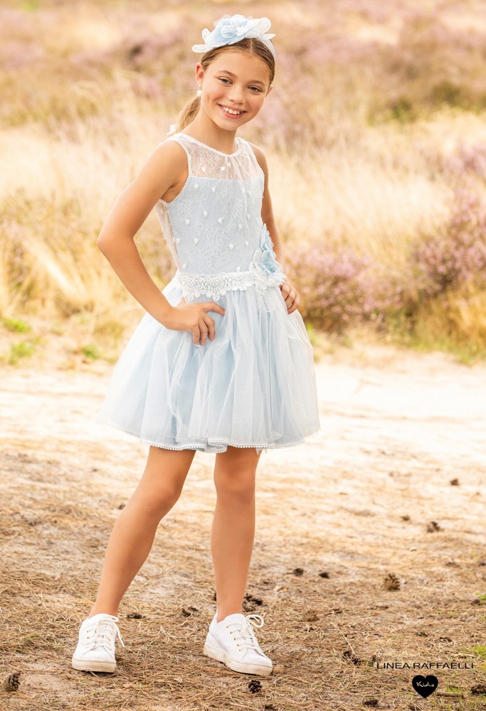 Oona D | Network Model Agency