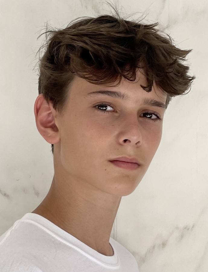 Oscar V | Network Model Agency