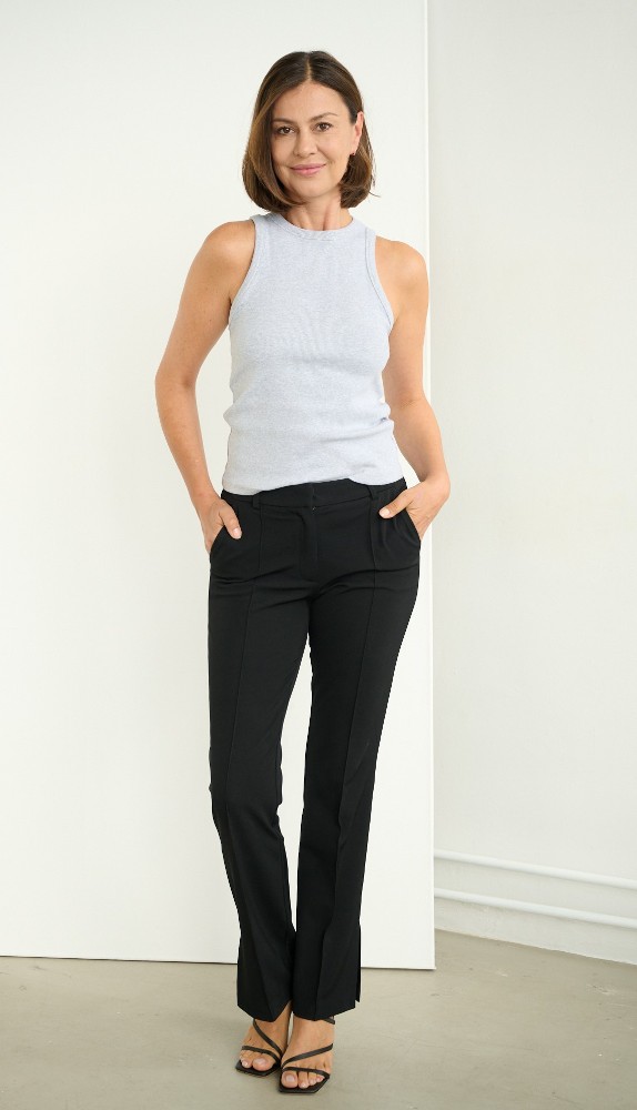 Dunja I | Network Model Agency