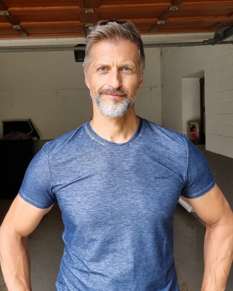 Frank C | Network Model Agency