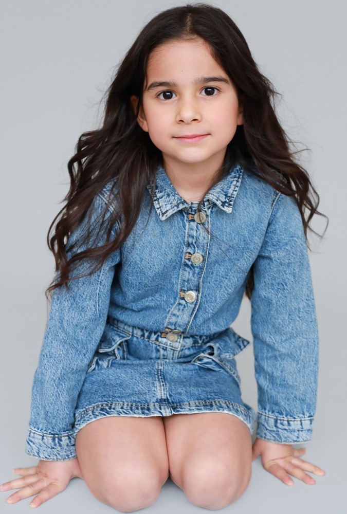 Rana C | Network Model Agency