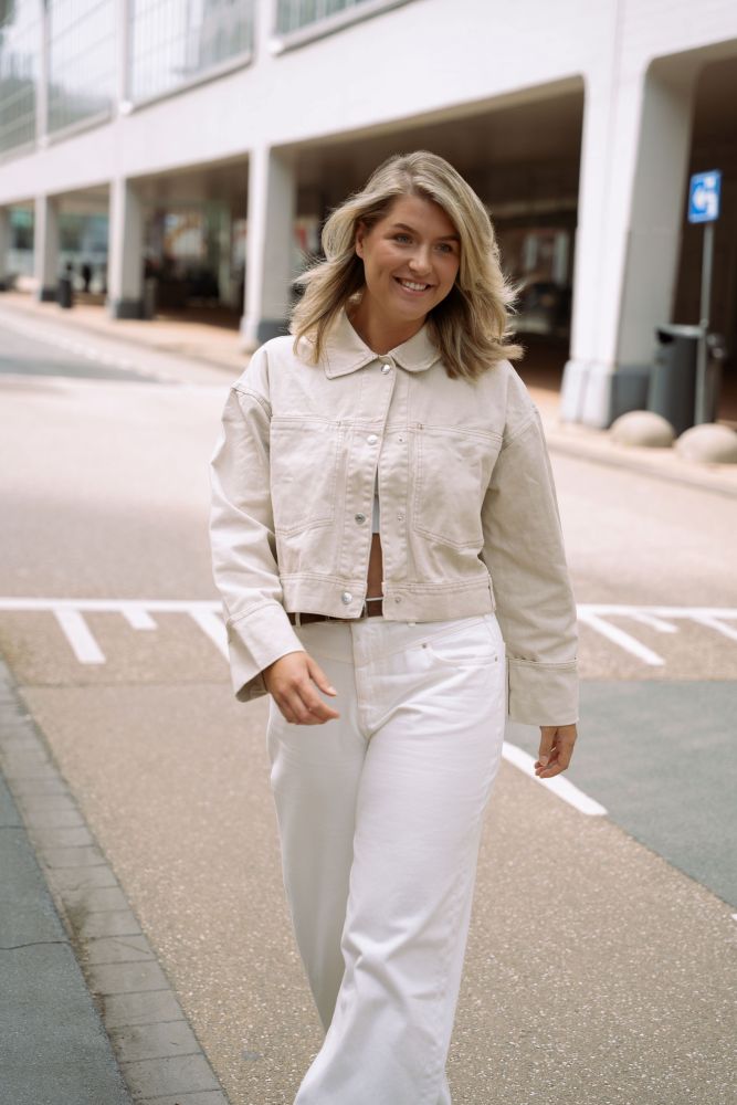 Renske DJ | Network Model Agency