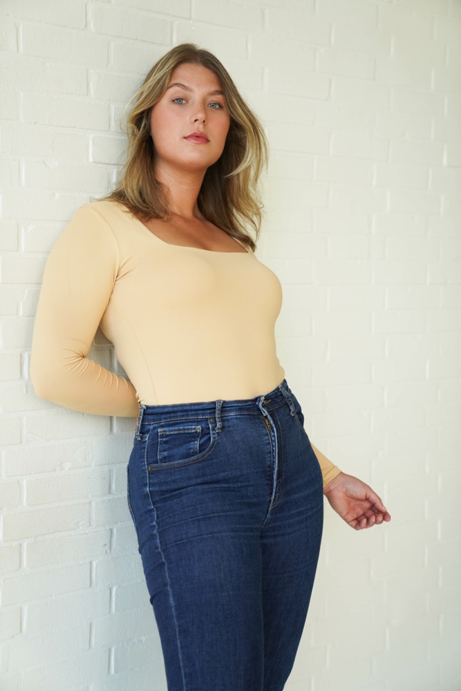 Renske DJ | Network Model Agency