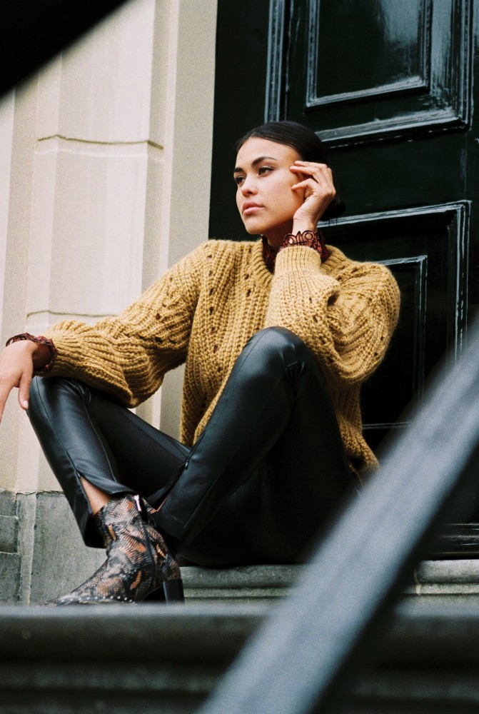 Roos A | Network Model Agency