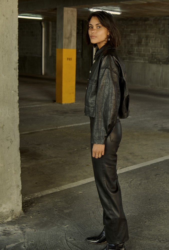 Roos A | Network Model Agency