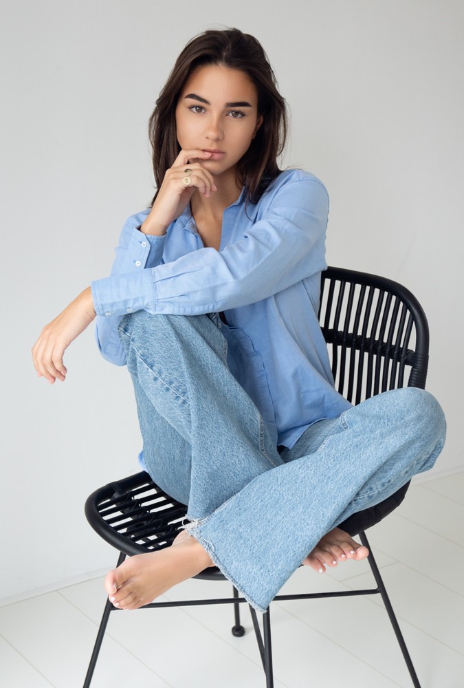 Roos H | Network Model Agency