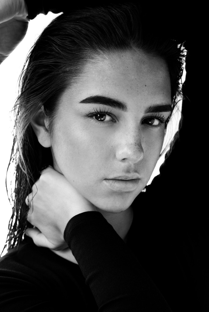 Roos H | Network Model Agency