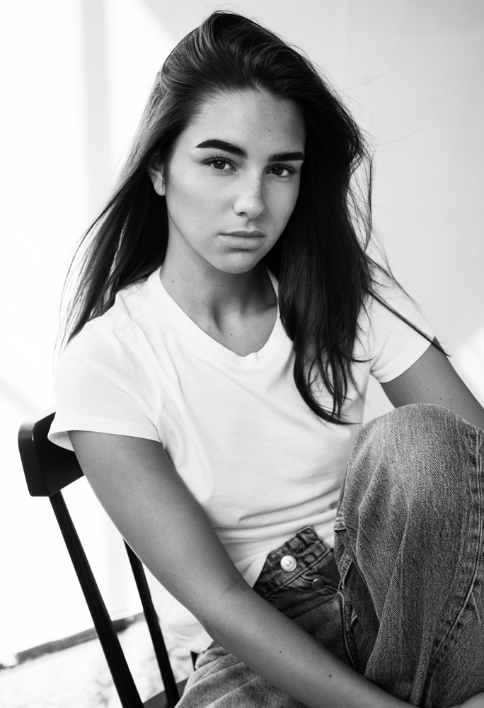 Roos H | Network Model Agency