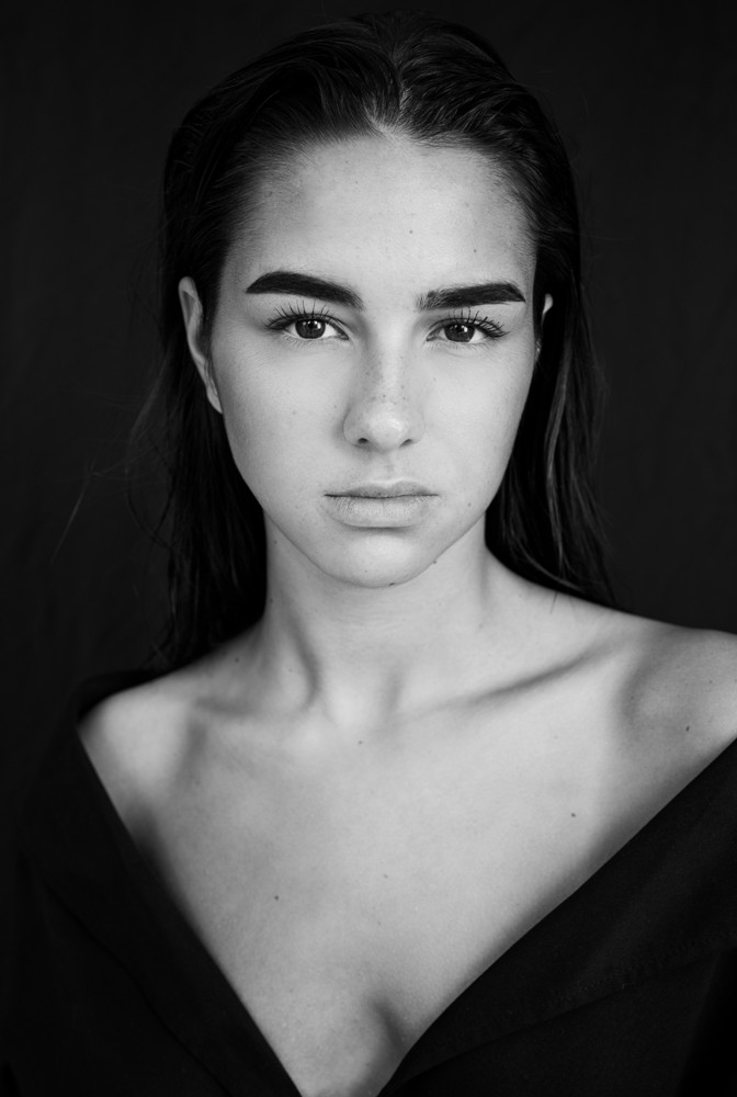 Roos H | Network Model Agency