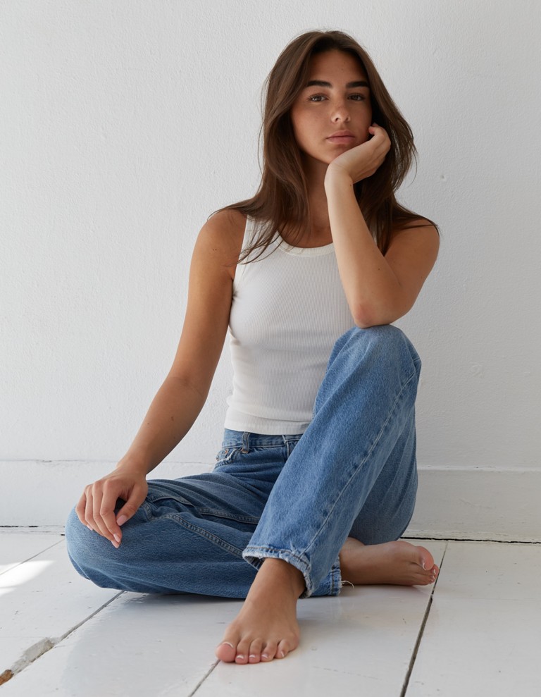 Roos H | Network Model Agency