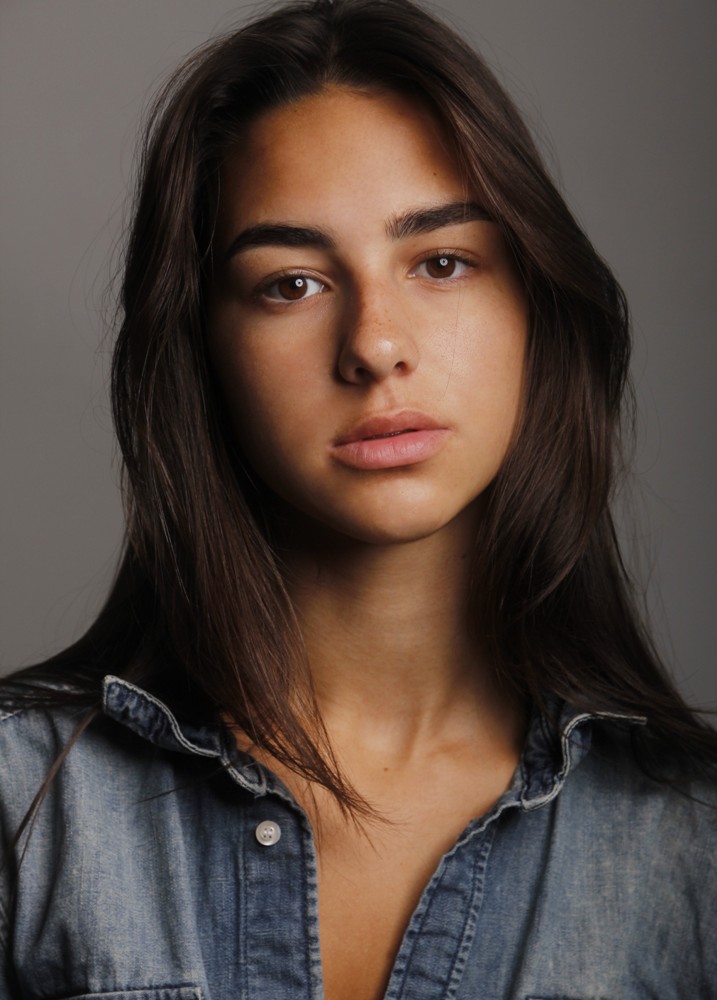 Roos H | Network Model Agency