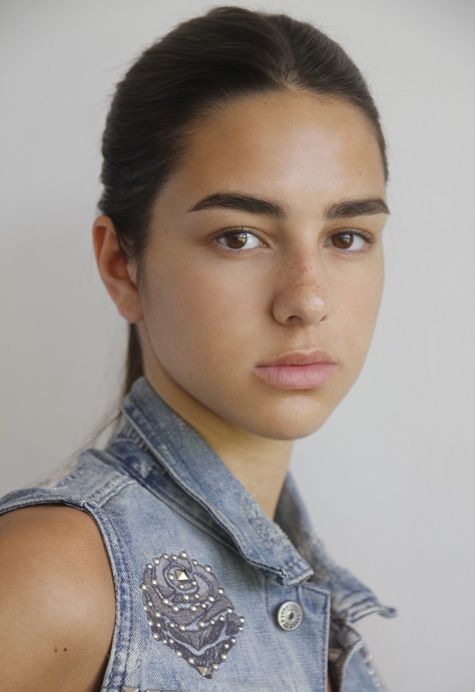 Roos H | Network Model Agency