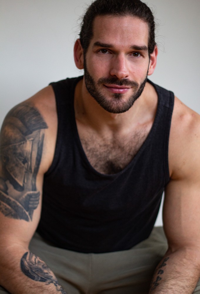 Roy V | Network Model Agency