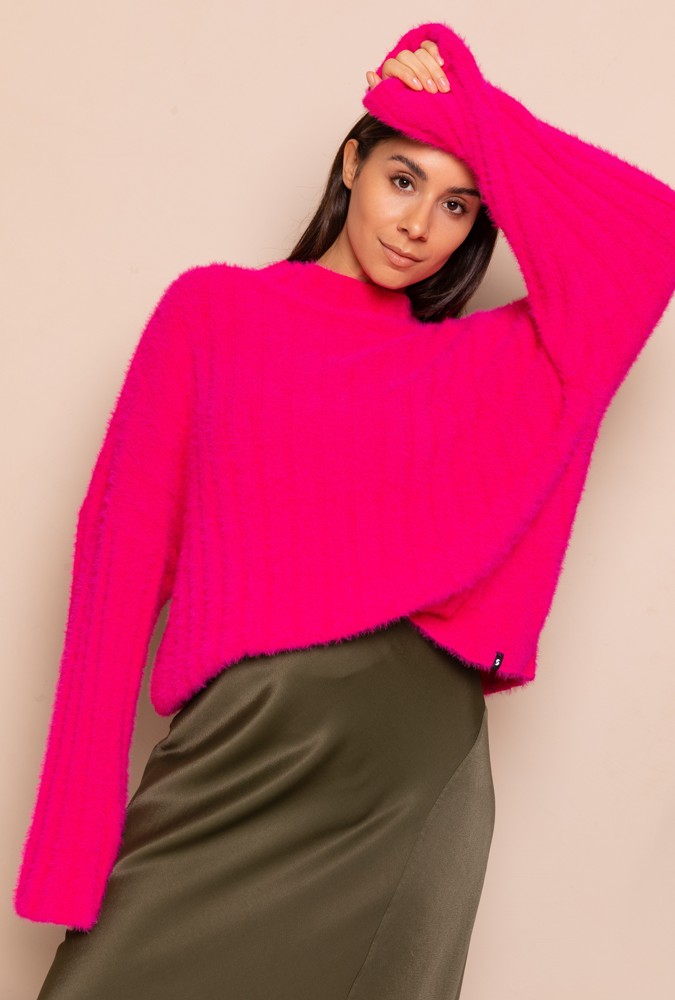 Samiah B | Network Model Agency