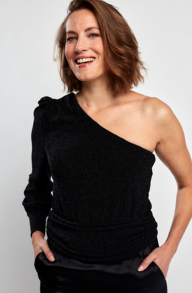 Sanne DR | Network Model Agency