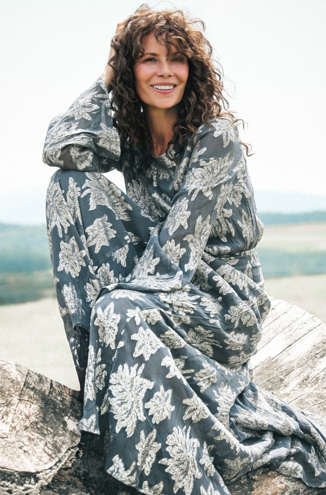 Simone D | Network Model Agency