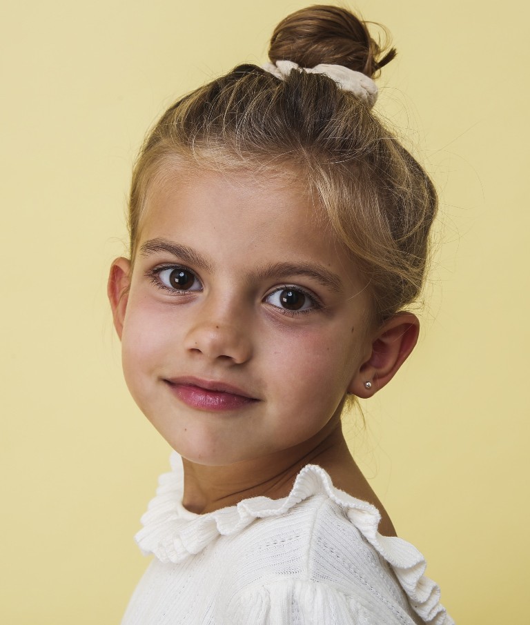 Taïs D | Network Model Agency