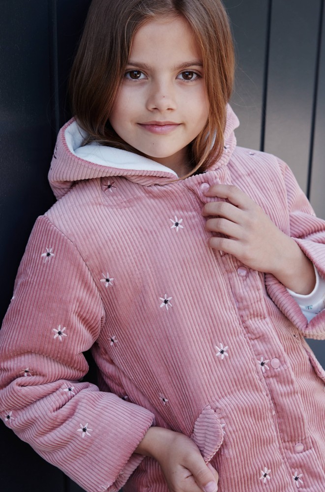 Taïs D | Network Model Agency