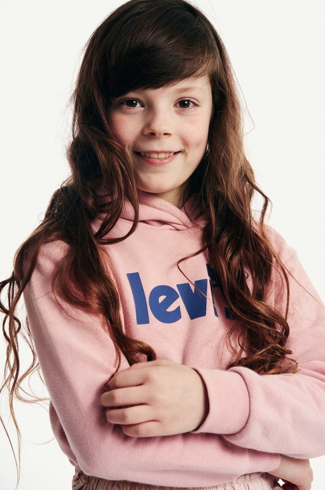 Tess VH | Network Model Agency