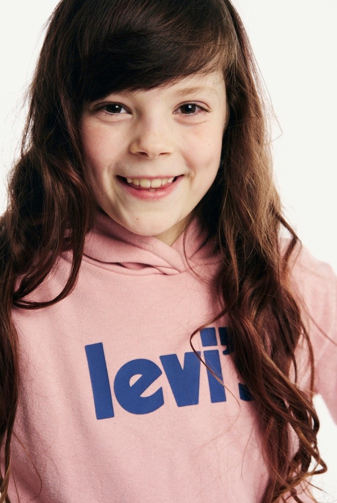 Tess VH | Network Model Agency