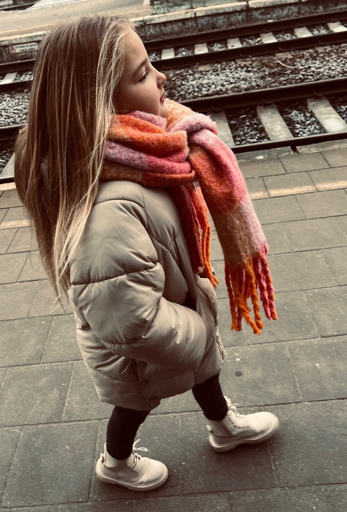 Violette vdB | Network Model Agency