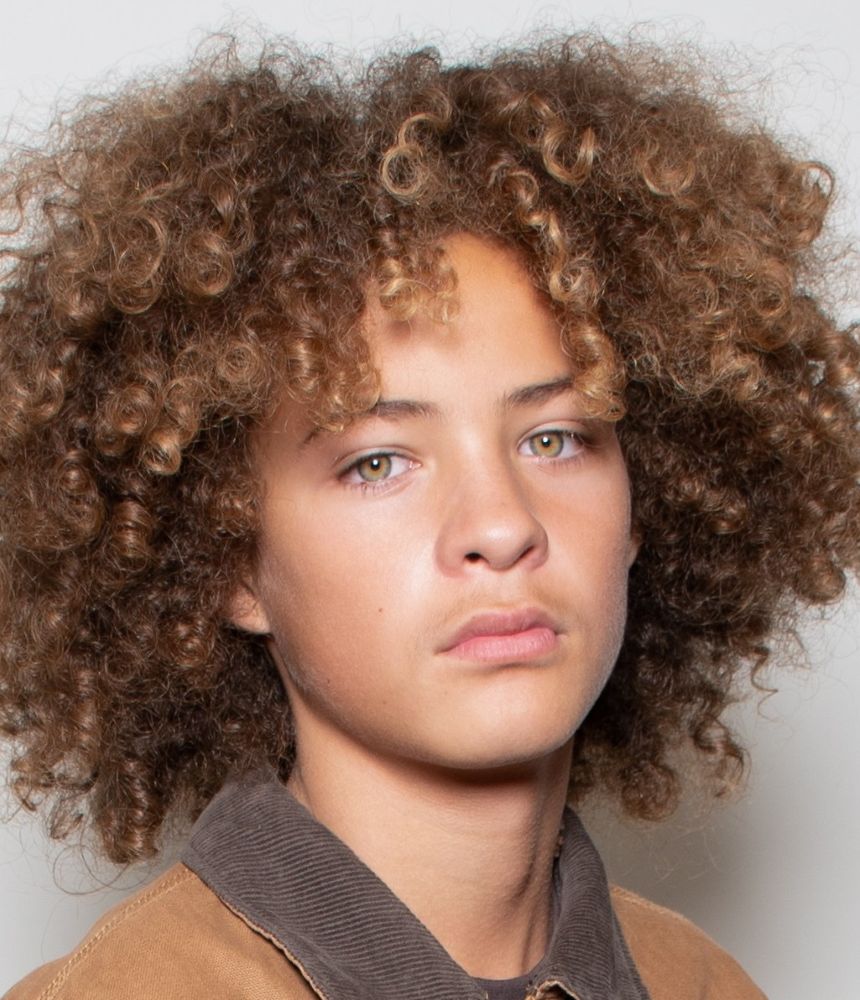 Xavi N | Network Model Agency