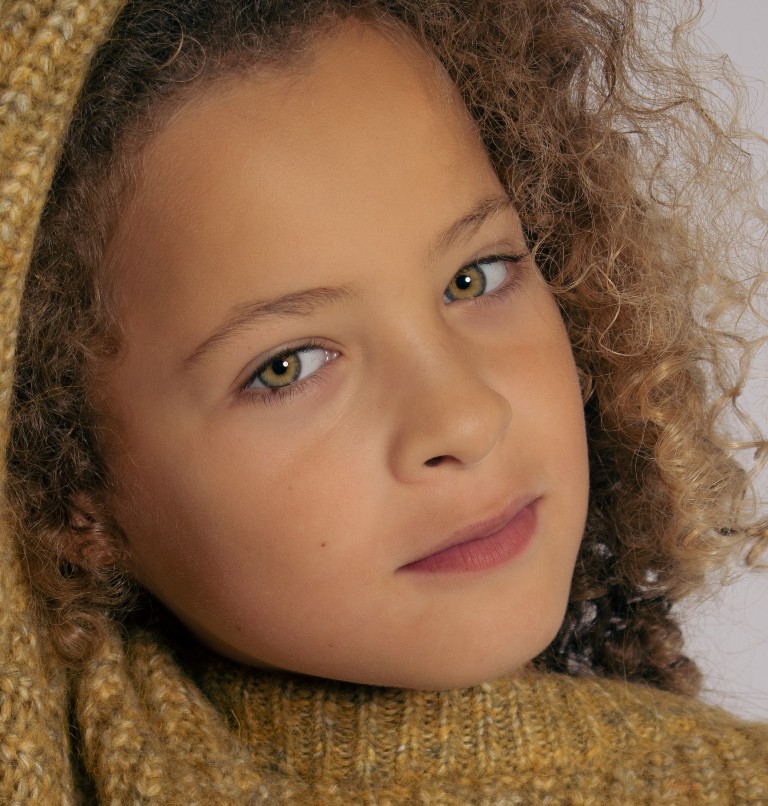 Xavi N | Network Model Agency