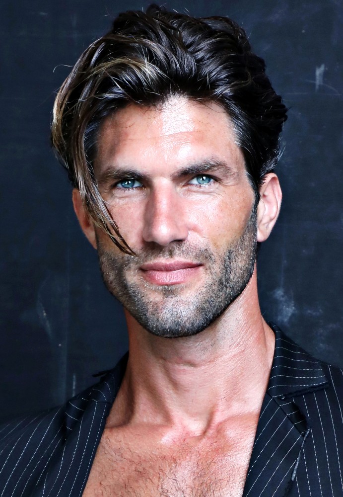 Xavier S | Network Model Agency