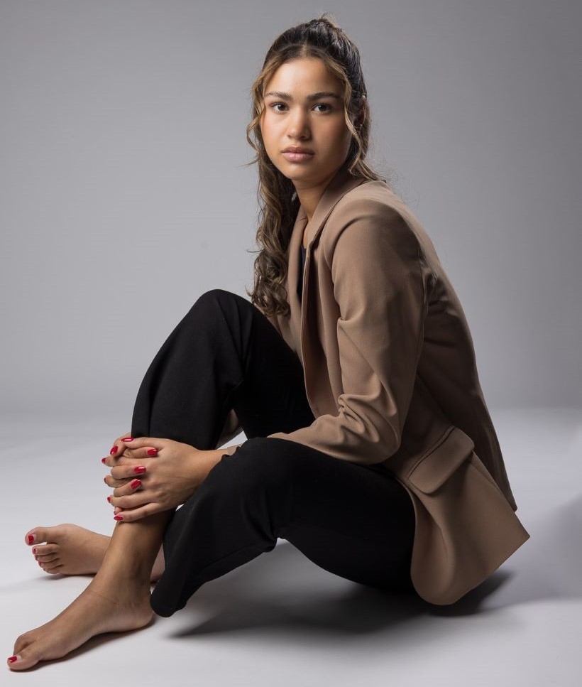 Zoë V | Network Model Agency